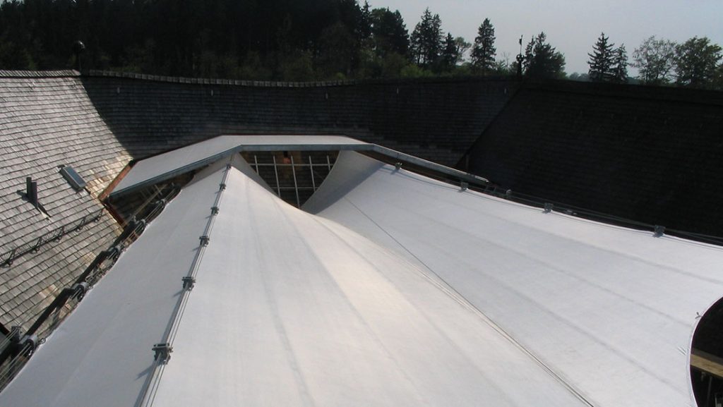 Event venue, castle, building with a convertible roof system | ECCON